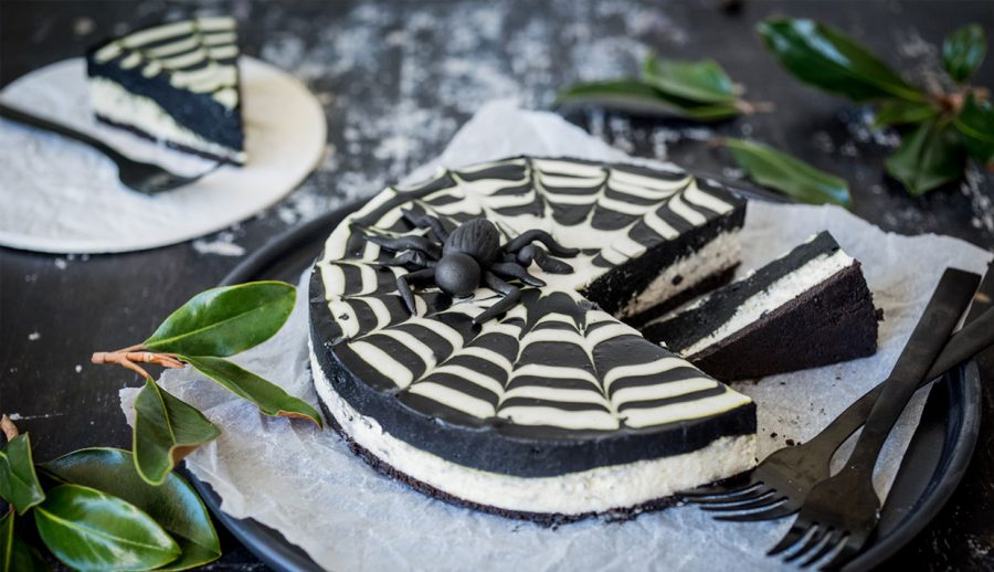 Spider-Web-Cheesecake - Queen Fine Foods