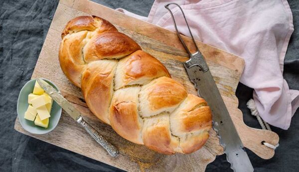 Baking Basics - Common Baking Terms 101 | Queen