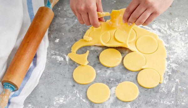 5 Recipes to Bake with Kids | Queen Fine Foods